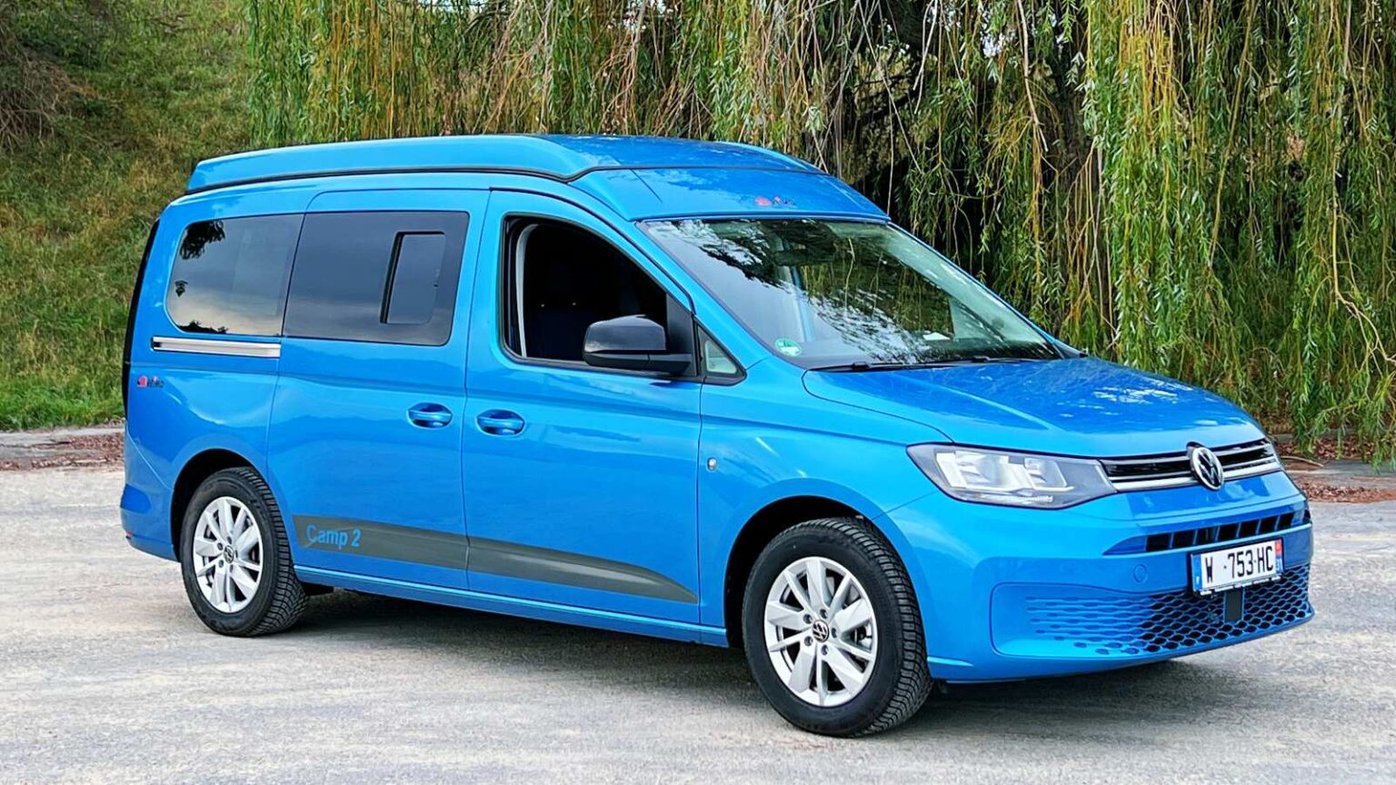 Reimo VW Caddy Camp 2 : le ludospace malin à prix accessible ...