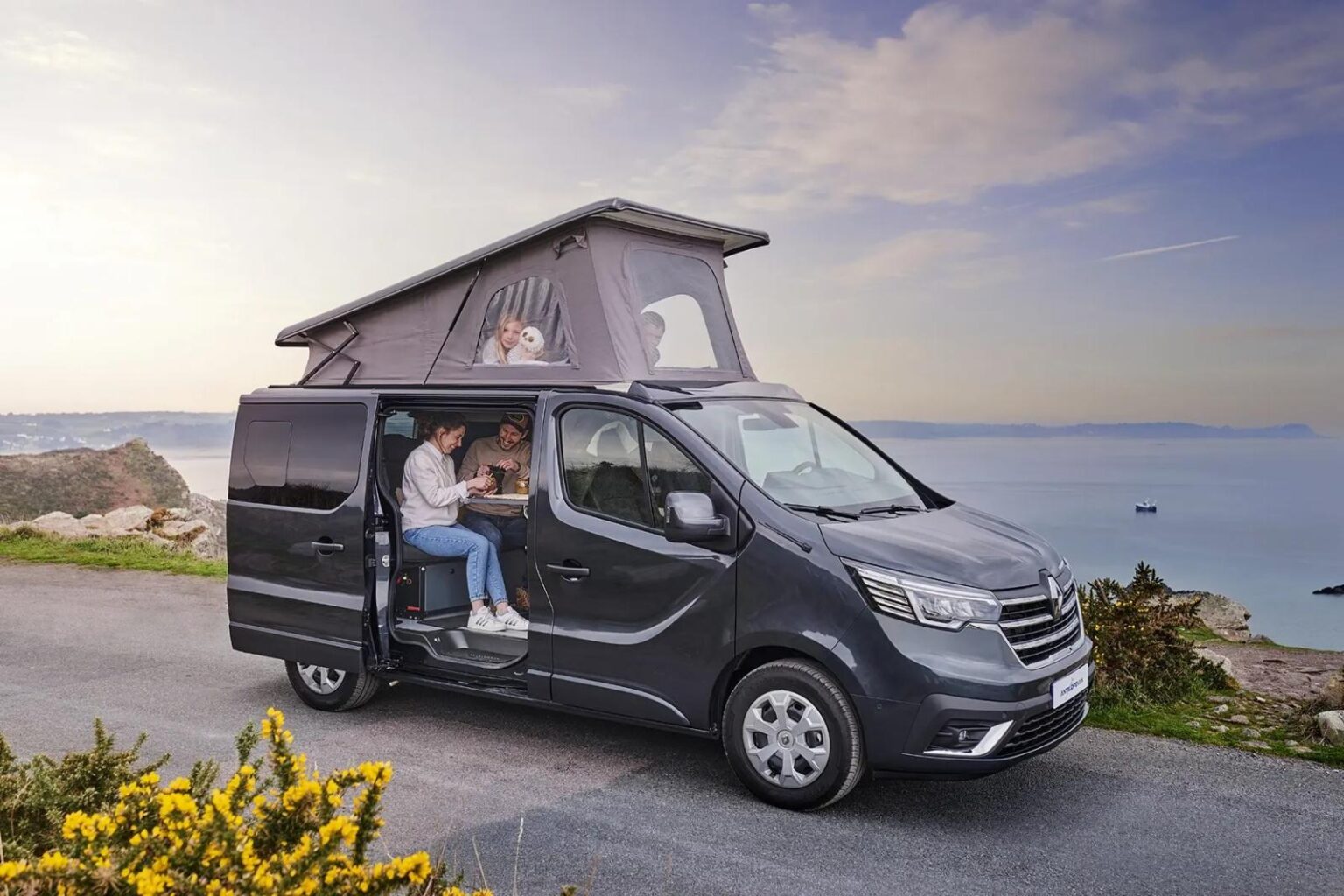 Antilope Van présente le Flex 5, son van ultra-équipé pour la famille ...