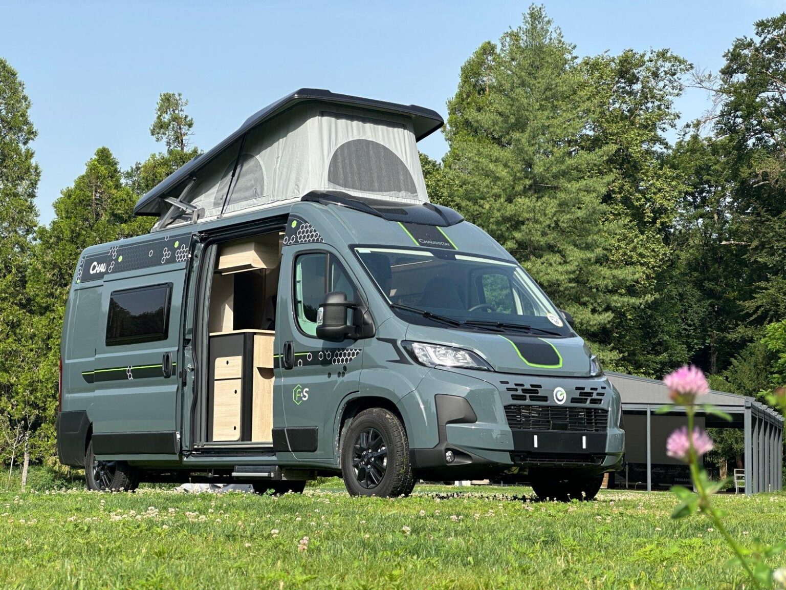 CHAUSSON « Family & Sport Line » (2025) – Le camper-van 5 places avec ...