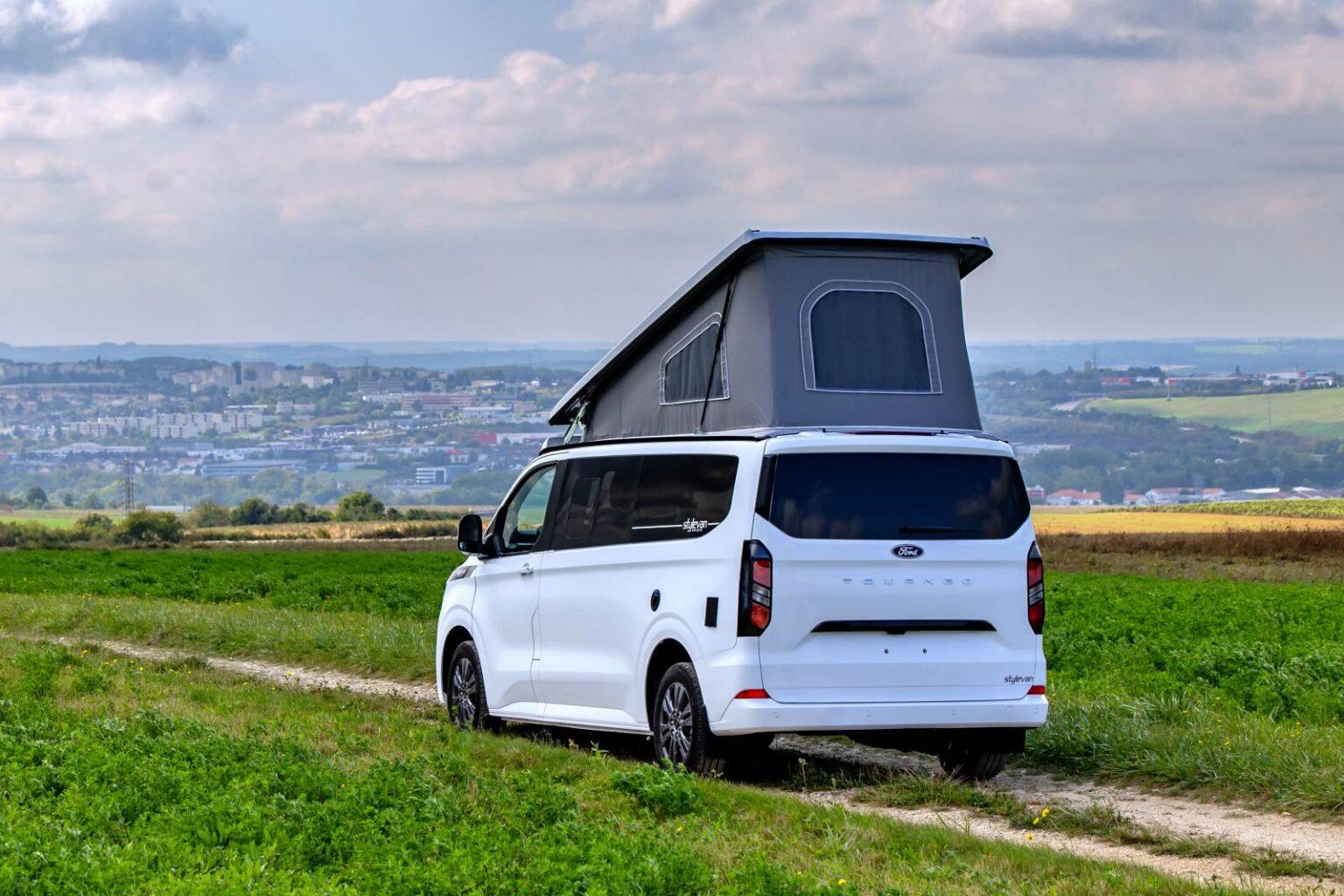 CHAUSSON « Family & Sport Line » (2025) – Le camper-van 5 places avec chambre transformable en ...